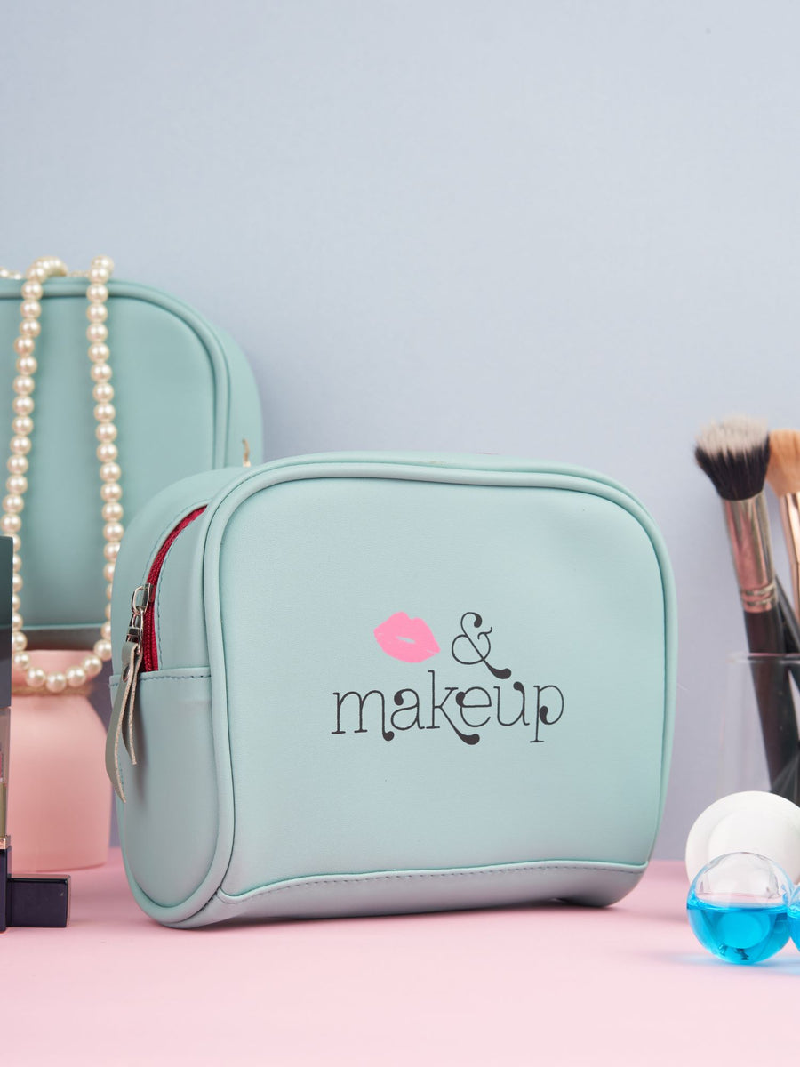 Kiss and makeup - Pouch